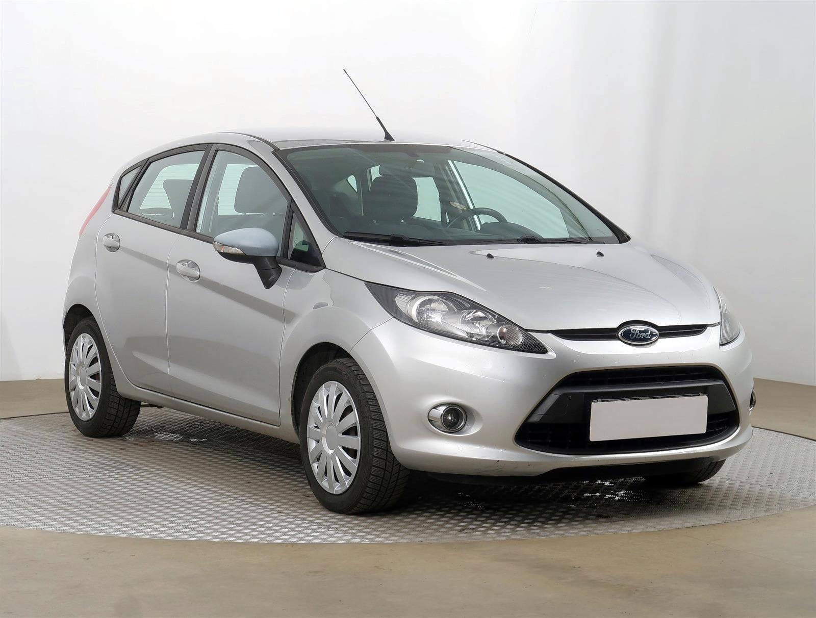 Ford Fiesta 1.25 i 44kW hatchback benzin - hatchback benzin - YAUTO.cz