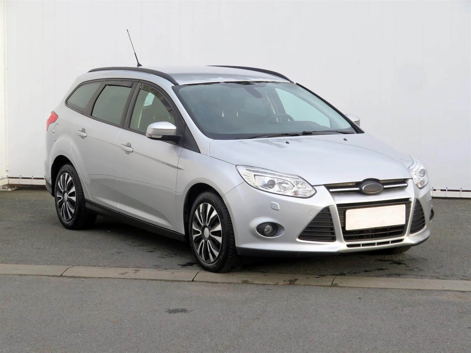 Ford Focus 1.6 TDCi 85kW kombi - kombi nafta