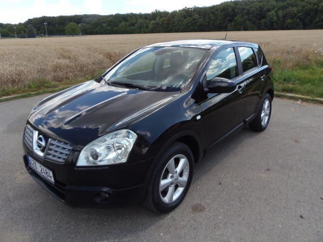 Nissan Qashqai 2.0 DCi 4x4 automat panorama SUV nafta - SUV nafta ...
