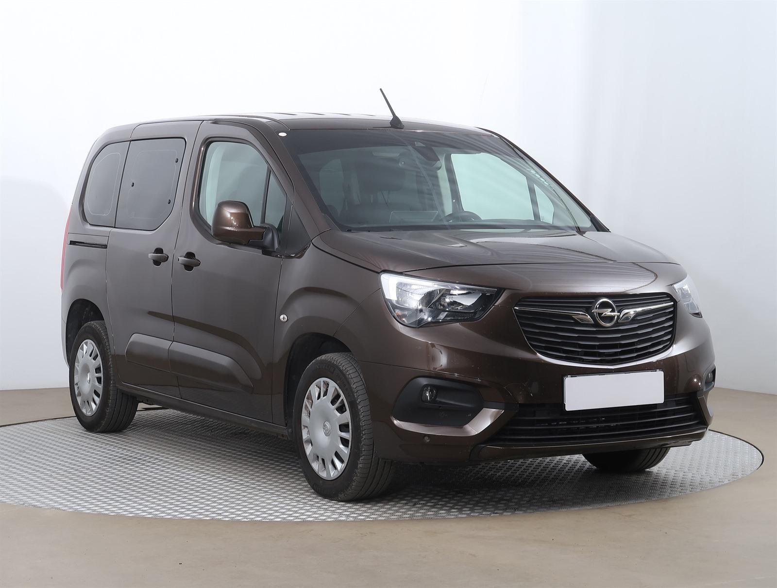 Opel Combo 1.2 Turbo 81kW pick up - pick up benzin