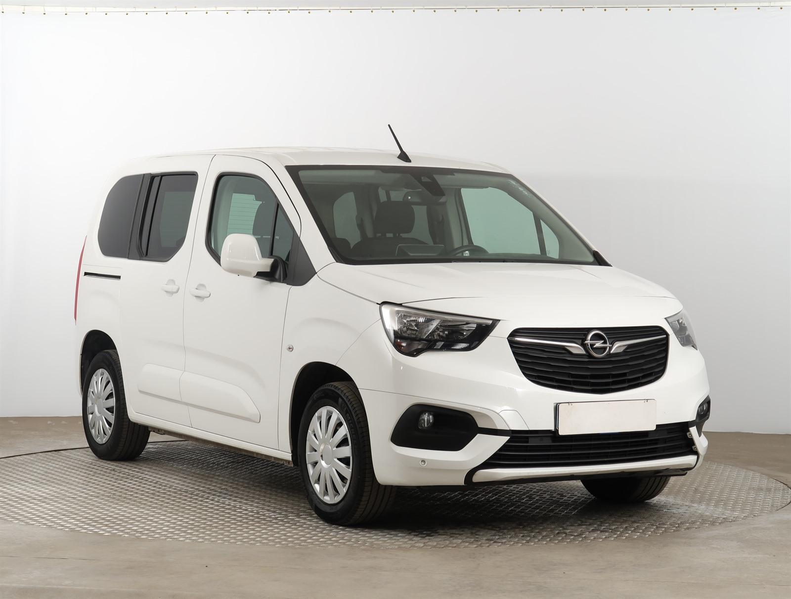Opel Combo 1.2 Turbo 81kW pick up - pick up benzin