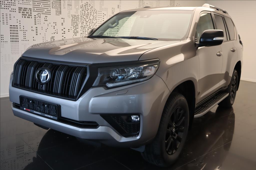 Toyota Land Cruiser 2,8 EXECUTIVE D-4D 204 6A/T SUV nafta - SUV nafta