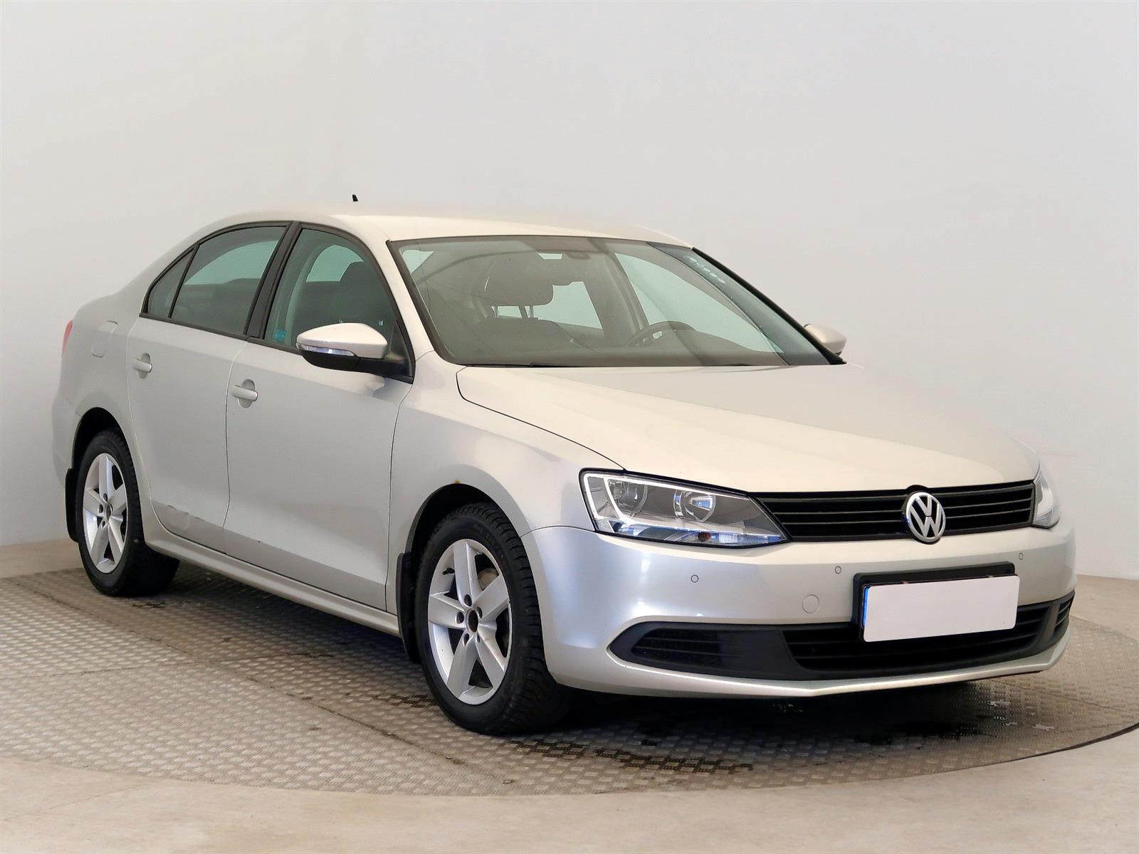 Volkswagen Jetta 1.6 TDI 77kW sedan nafta - sedan nafta - YAUTO.cz